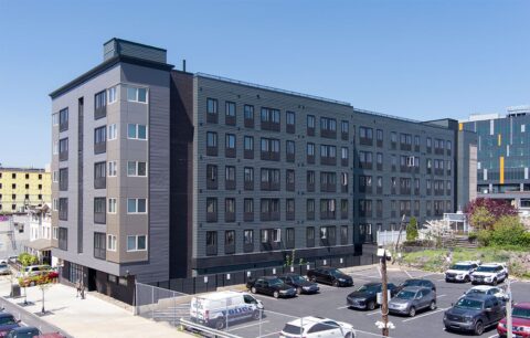 Uno on Chestnut - Beautiful Student Apartments Near UPenn